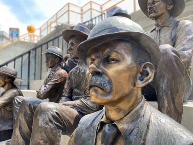 The Lock Tenders Tribute Monument: Commemorating Lockport’s Erie Canal ...